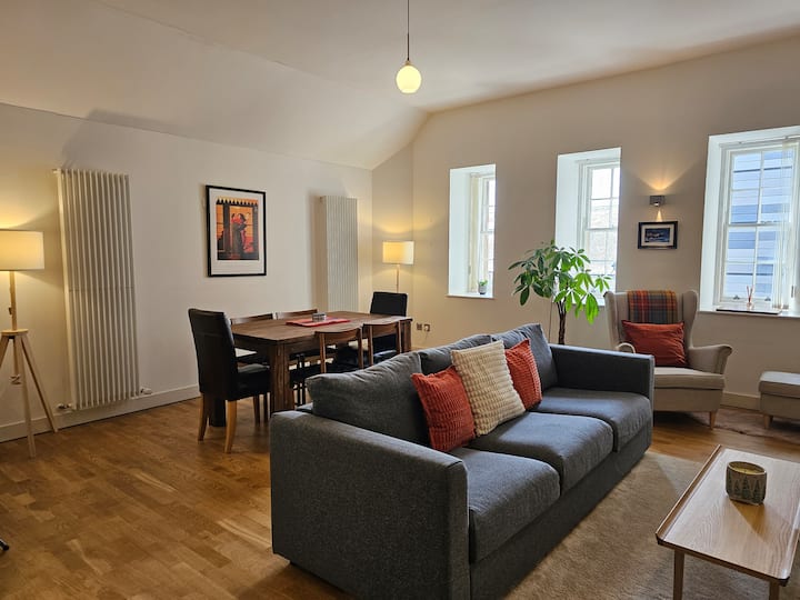 Quartermile Cosy Central Nest - Edinburgh