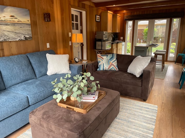 Cozy Coastal Cottage - 太平洋叢林