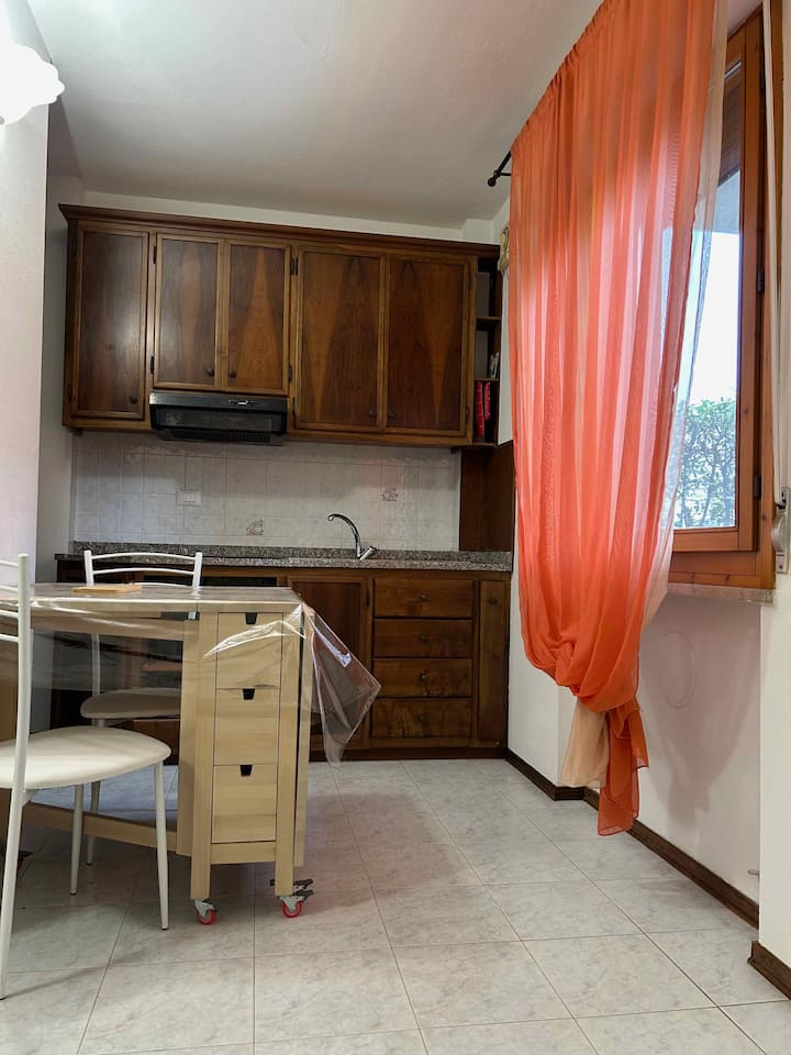 Miniappartamento Con Parcheggio Privato - Lucca