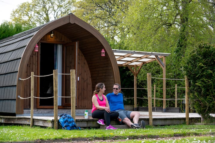 Cute Cosy Pods Set In 30 Acres - Ringwood
