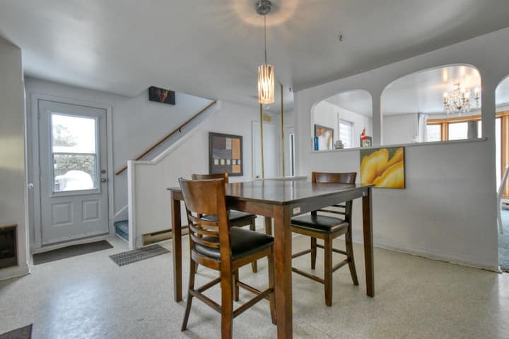 Belle Et Grande Maison 5 Ch. Clim+terrasse Et Cour - Thetford Mines