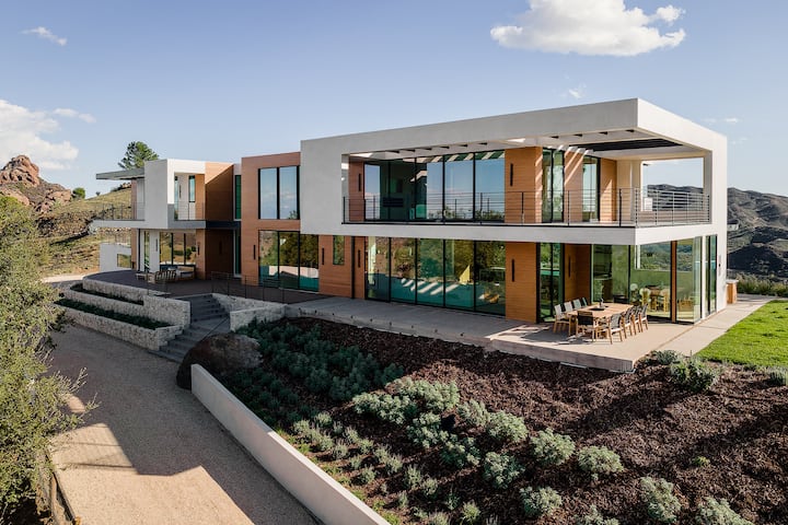 Malibu Wine Country Estate - Westlake Village, CA