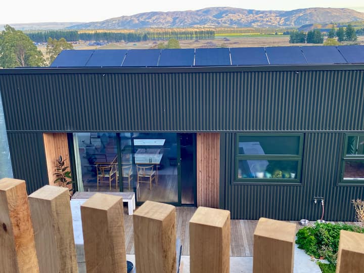 Modern Family Home In Lake Hāwea - Southland
