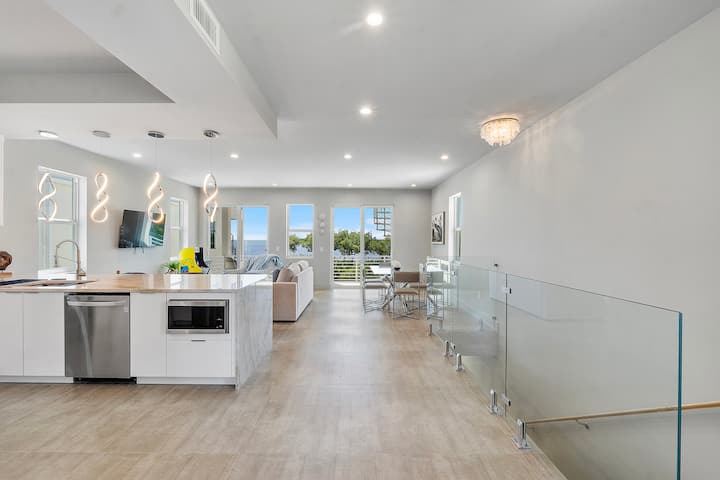 Pool & Hot Tub Family Oasis | Key Largo Views - Florida Keys