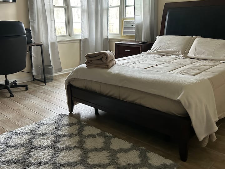 Norton Shores Beach House - Muskegon