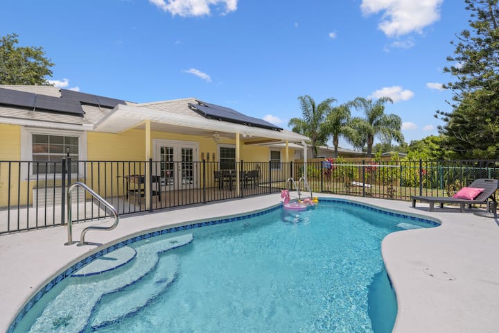 Vero Beach Family Getaway / Pool - Sebastian