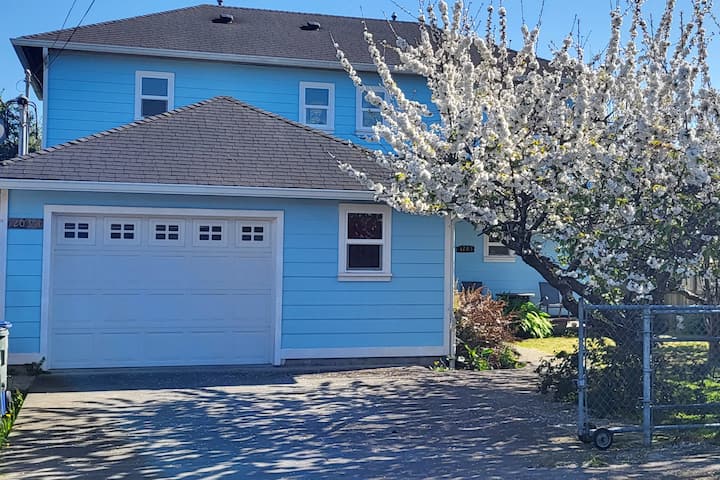Lincoln & Sunset Townhouse - Arcata, CA