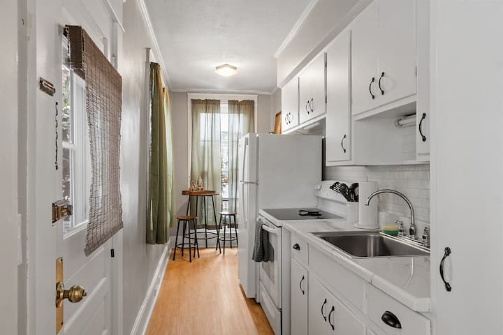 Cozy 1br Near Downtown/hospitals - Manchester, NH