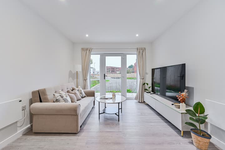 Aslan Place-two-bedroom Apartment 3 - Stockport