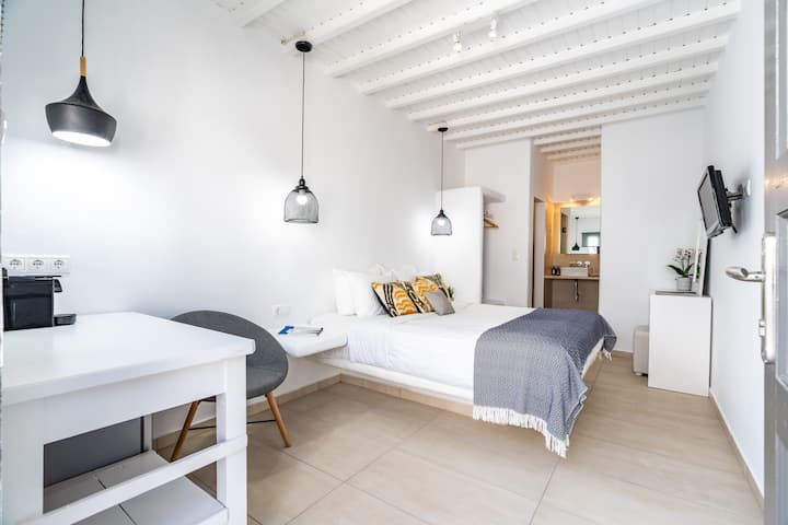 Maison Central One Bedroom Upper Floor - Mykonos