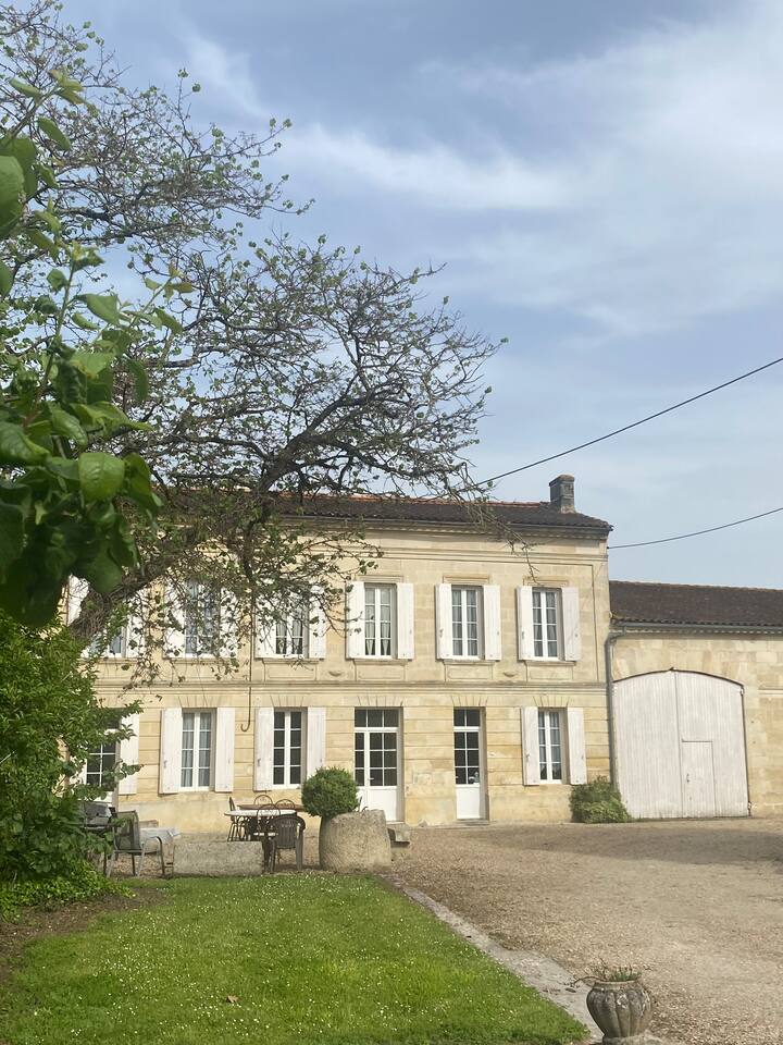 Maison Du Château Miquelet - Coutras