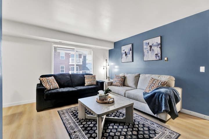 The Stylish Farmington Nest | Modern Vibes - Livonia