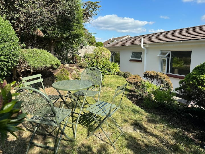 Bude Bungalow With Gardens - Bude