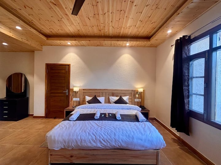 The Sunrise Nook - Mussoorie