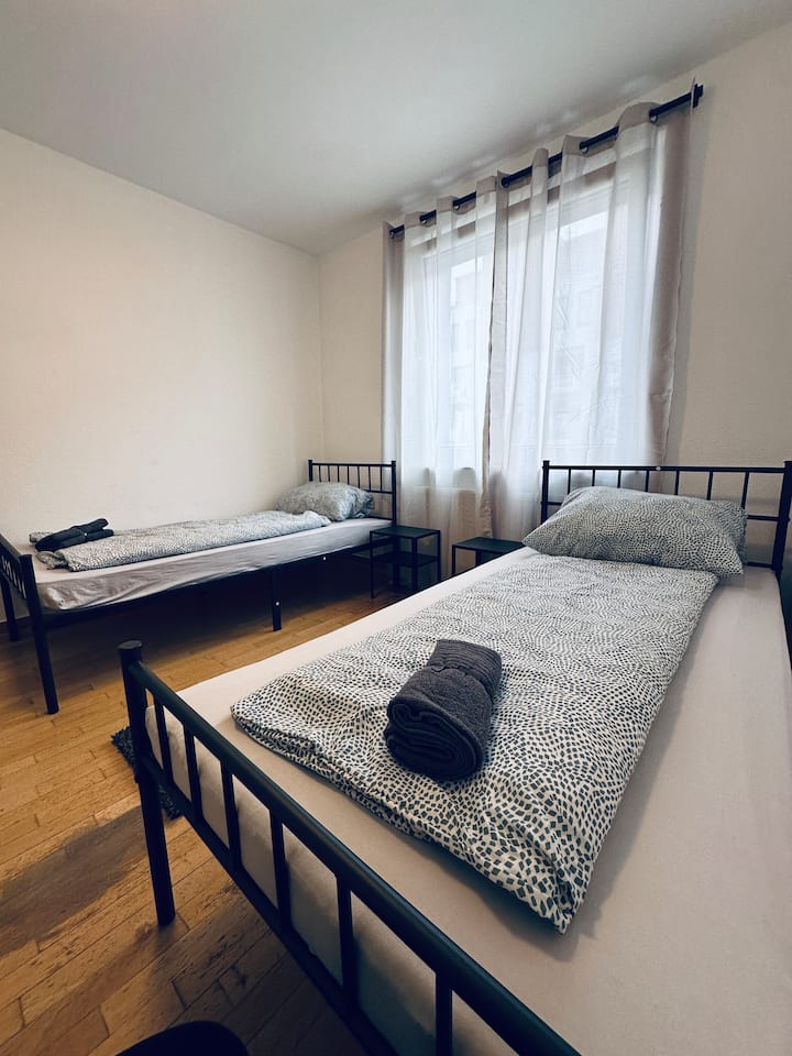 Zuhause Für Gruppen – 7 Zimmer - Mannheim