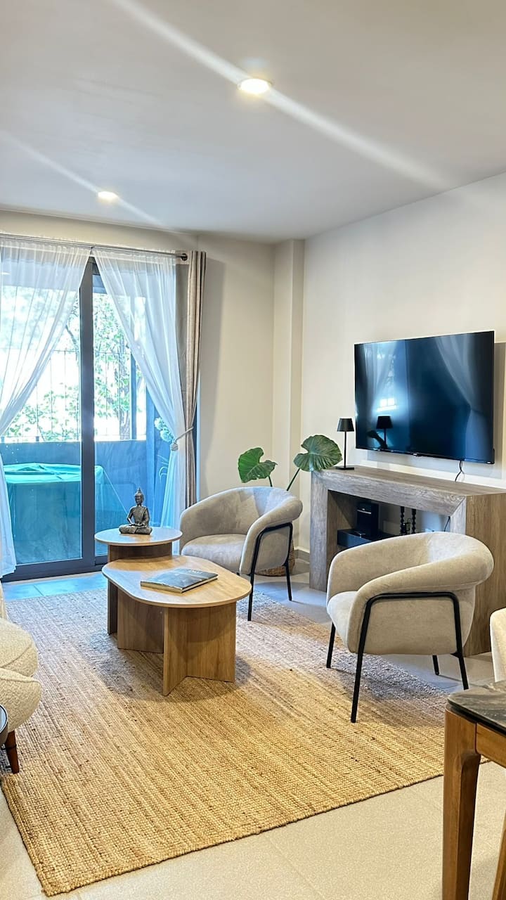 Increíble Departamento En El Centro De Léon. - León