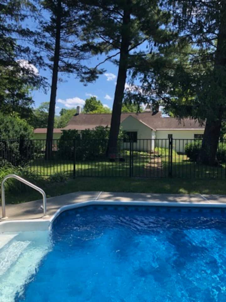 Boston Corners 1850 Farmhouse - Taconic State Park, Copake Falls