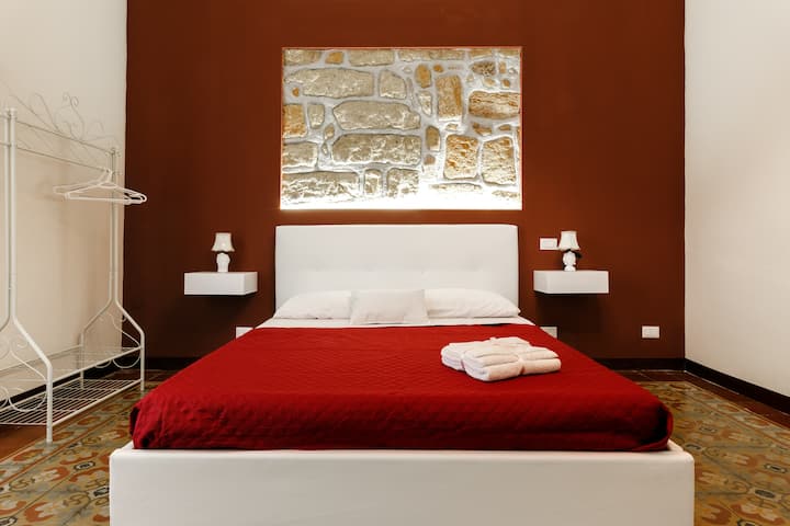 Red Room - Cinisi