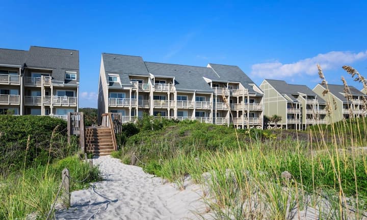 Ocean Front Paradise - 사우스포트