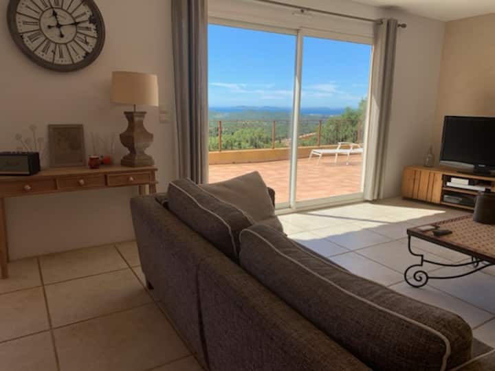 Location Porquerolles En Vue - Hyères