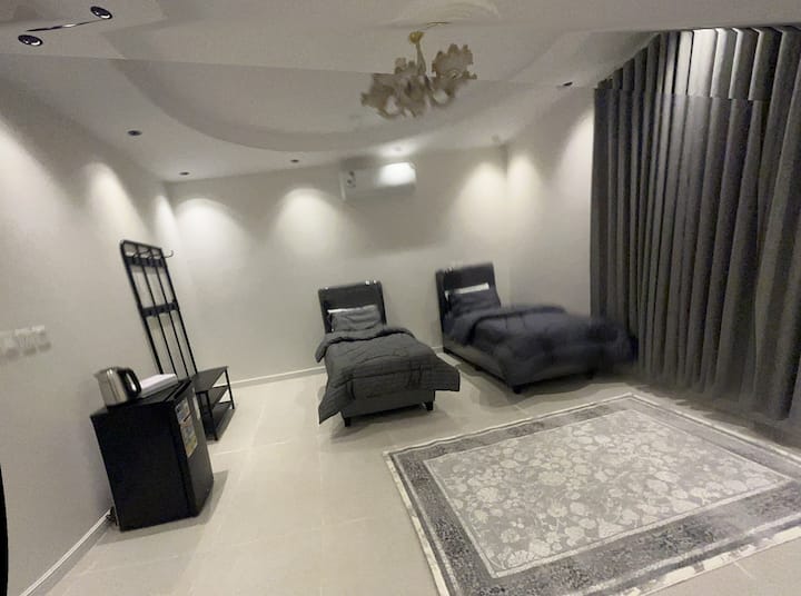 جناح من غرفة ودورة مياه - Madinah