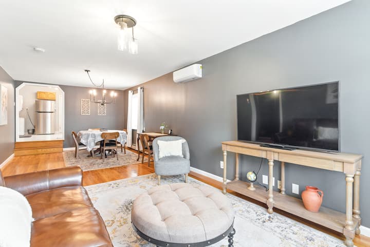 Chic 2br Getaway | Washer/dryer • Near Nyc - New York Newark Liberty Airport (EWR)