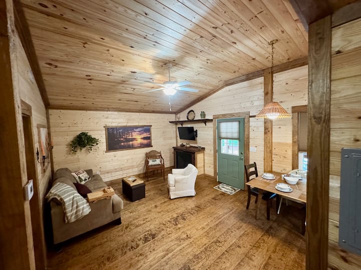 Cabin 2 "The Buck" - Lake Keowee, SC