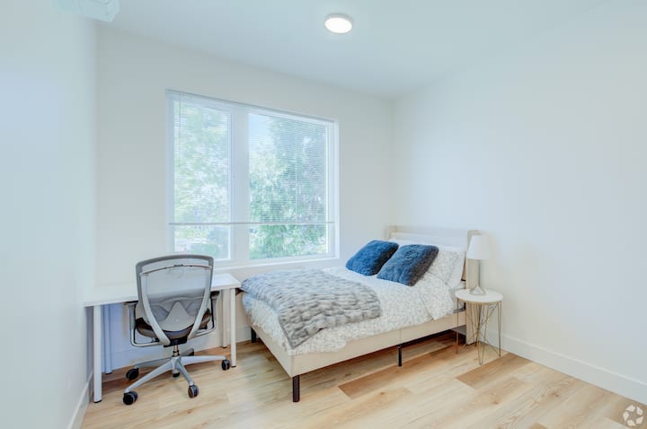 Apartment Studio - Berkeley, CA