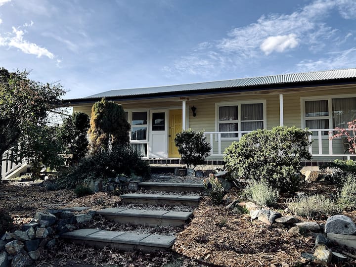 House In Town | Jindabyne - Jindabyne