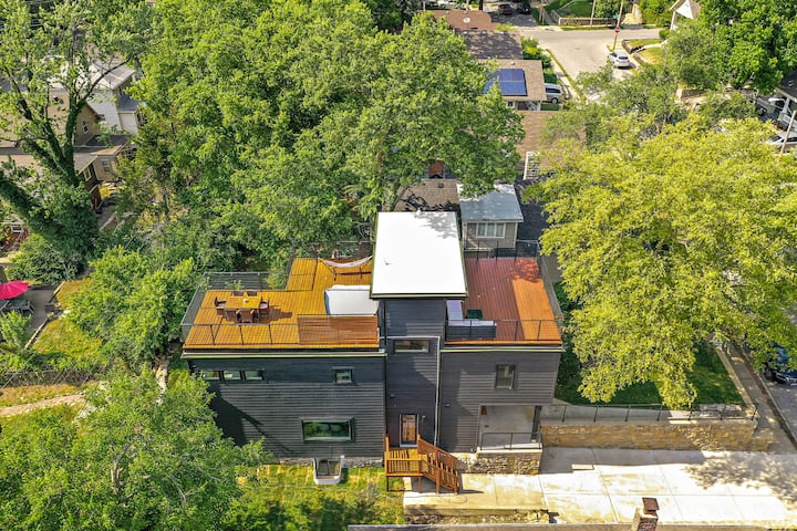 Hilltop Modern In West Plaza - Hot Tub & Rooftops - Kansas City, MO