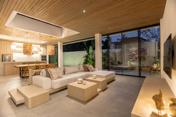 Luxury 2bd Villa W/ Pool 5mins To Pererenan Beach - Australia