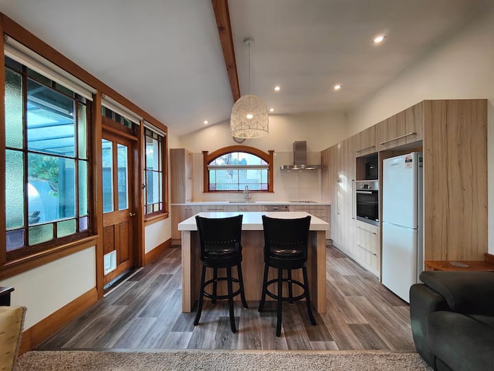 Heritage & Heart By The Park - Invercargill