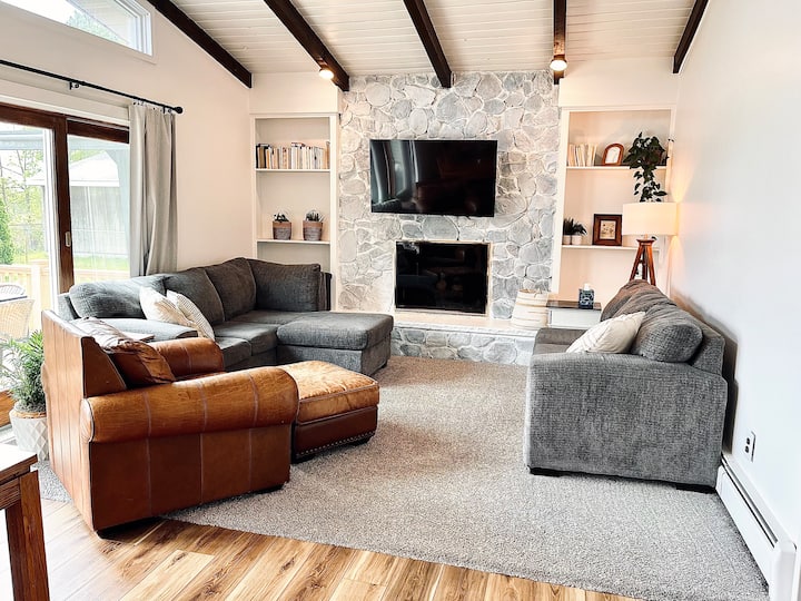 Peaceful Spacious Family Home In Freeland Sleeps 7 - Saginaw, MI