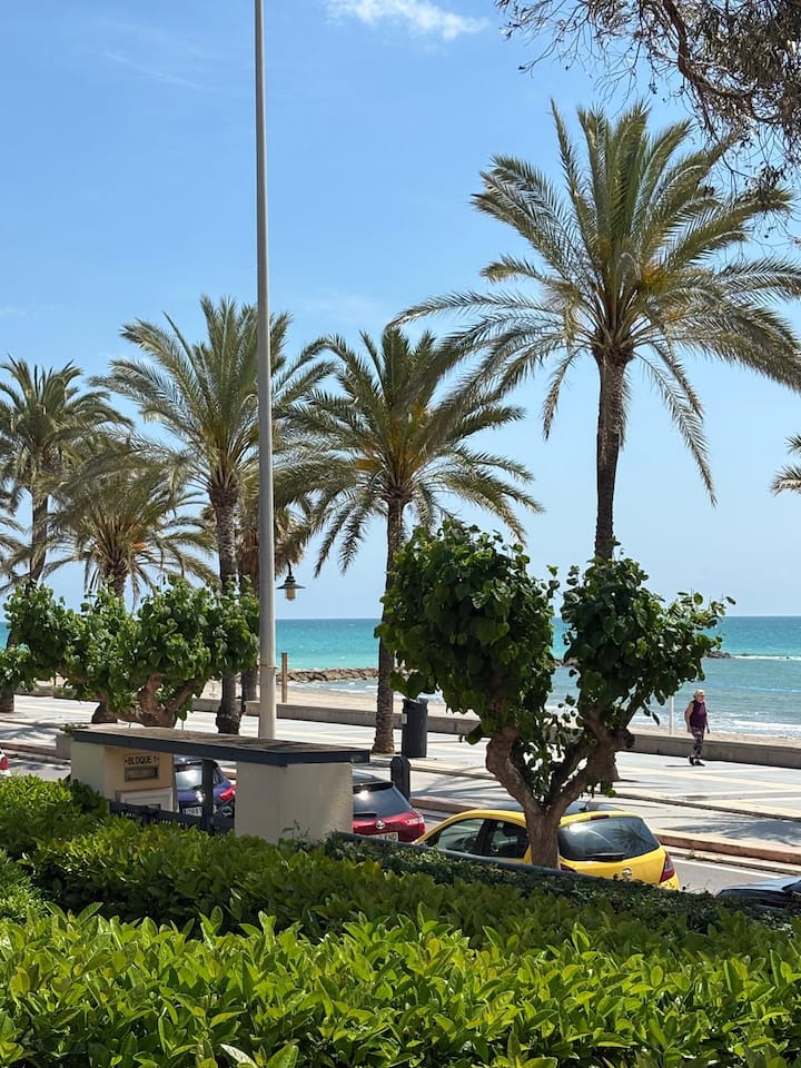 Apartamento En 1ª Línea De Playa - Castellón de la Plana
