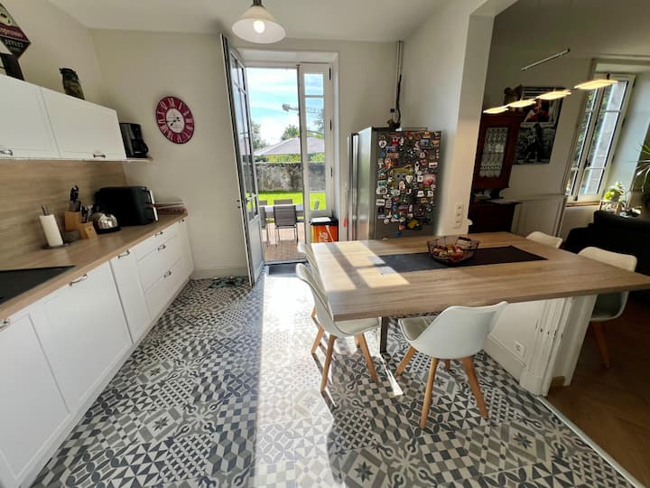 Chambre En Centre Ville Au Calme - Issoire