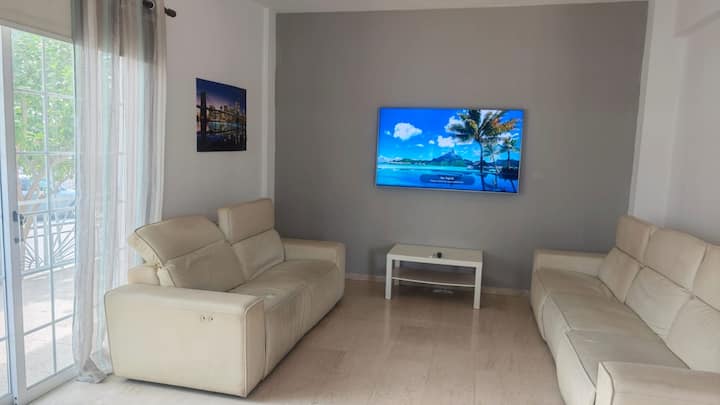 Spacious 4bedroom Detached House - Larnaca
