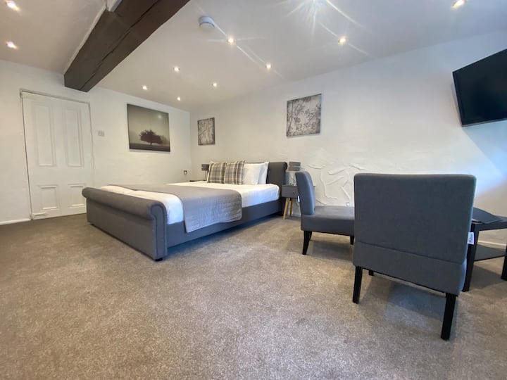 Room 5 @ Ramblers Rest - Castleton