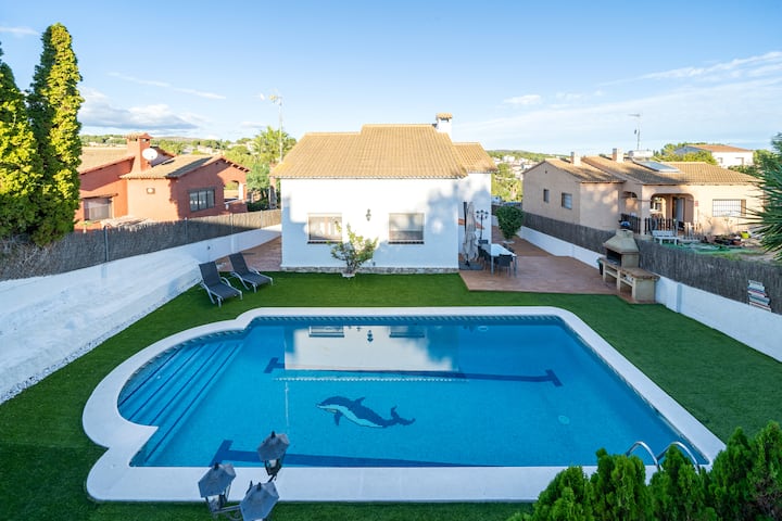 Can Roure: Piscina Y Serenidad - Altafulla