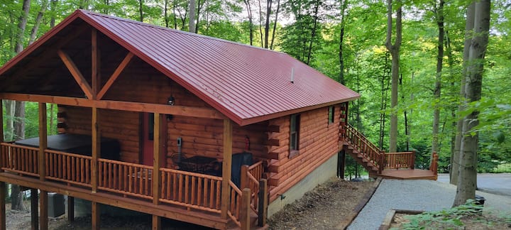 Beech View Haven Custom Log Home - Hocking Hills State Park, OH