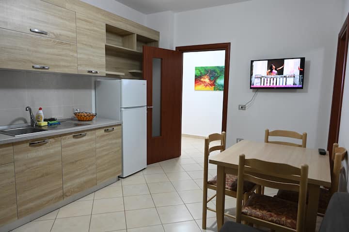 Iris Apartaments - Shëngjin