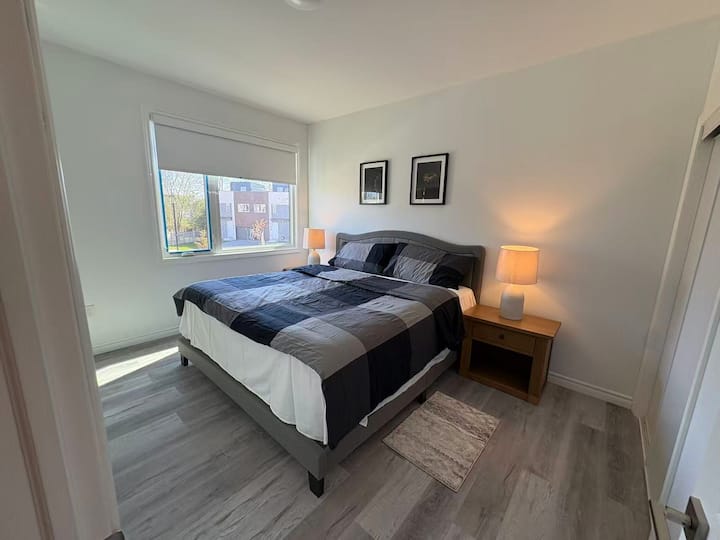 Fallsview Towns-d - Niagara Falls