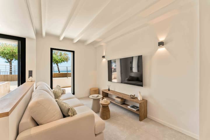 Casa Portixol Playa - Beachfront Luxury - Palma