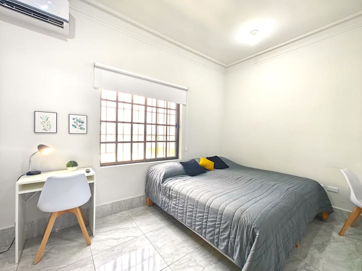 New Modern Apt In Vista Hermosa W/king Bed + Ac - Monterrey