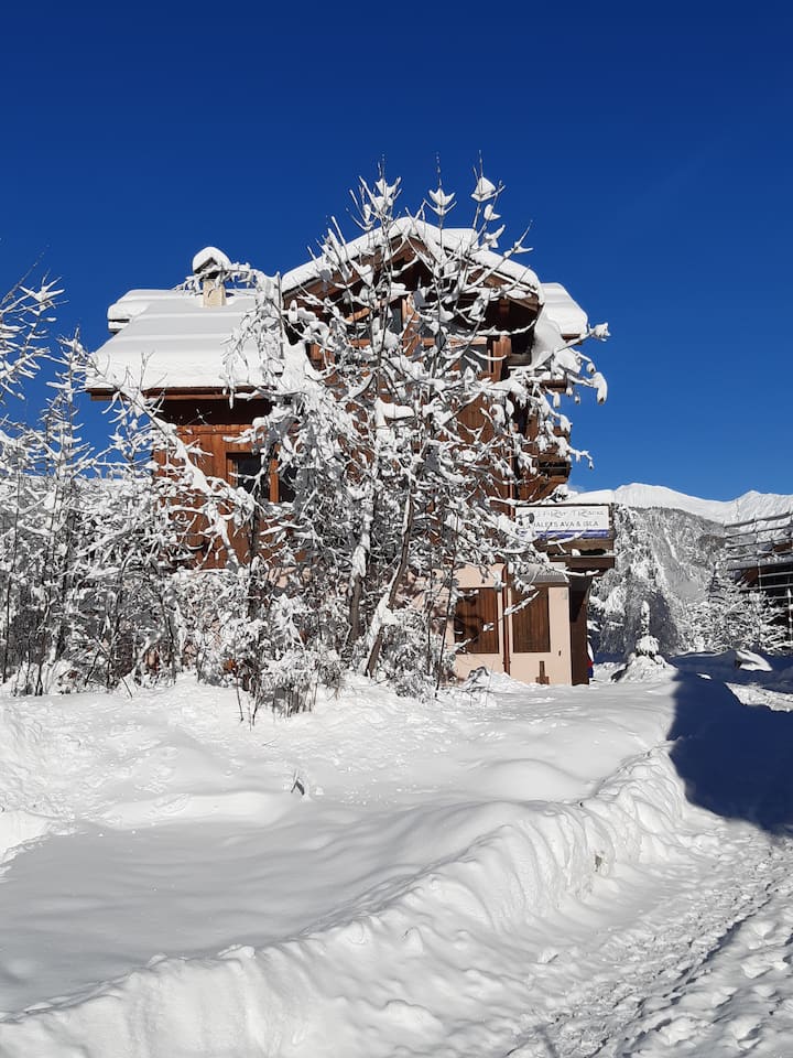 Chalet Ava, La Tania. Sleeps 13. - Pralognan-la-Vanoise