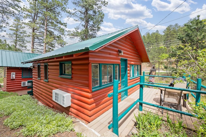 Cabin #7 - Deadwood, SD