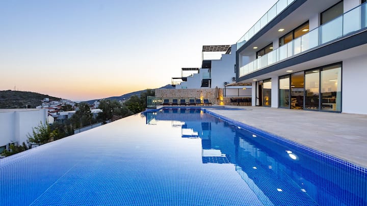 Kalkan Harika Deniz Manzaralı - Kaş