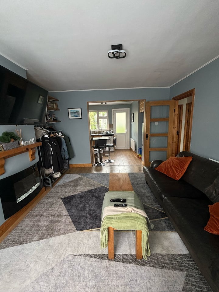 Cute Di Villa - Cork