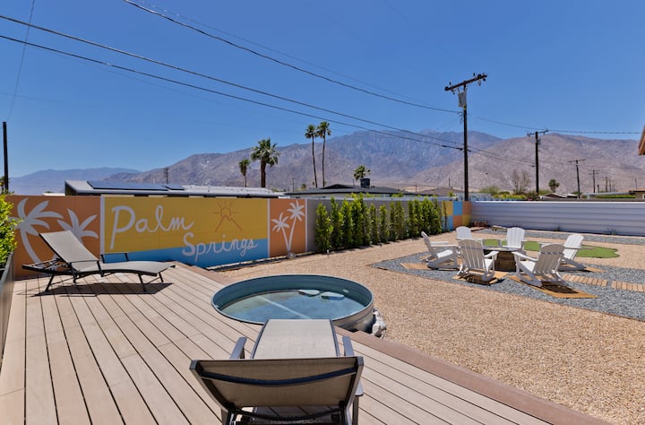 Flaming Bronco Mid Century Oasis (Id #018522) - Palm Springs, CA