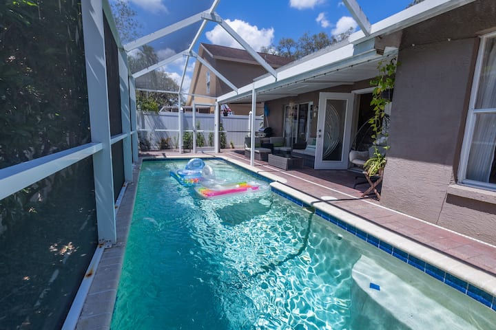 Poolside Palms Getaway- Near Tampa Brandon Valrico - Alafia River State Park, Lithia