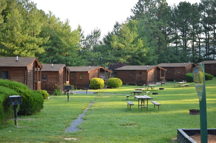 Cozy Cabin - Luray, VA